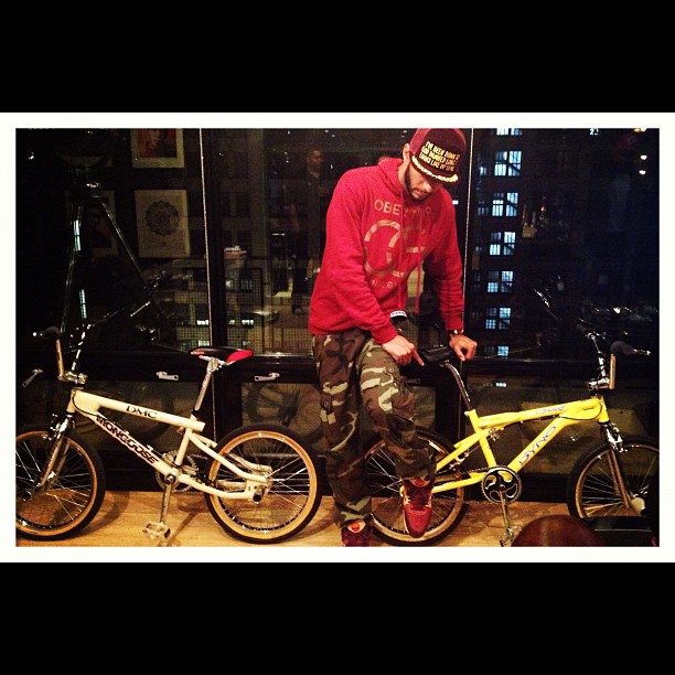 Swizz Beatz Gets Alicia Keys Vintage BMX Bike With Skyway Mags