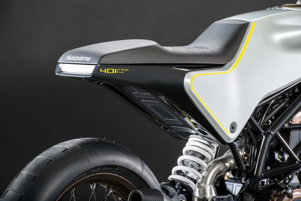 Husqvarna 401, 2015 Concept Vitpilen, Svartpilen