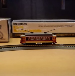 Bachmann N Scale Reversing Track & Trolly (@bachmanntrains)