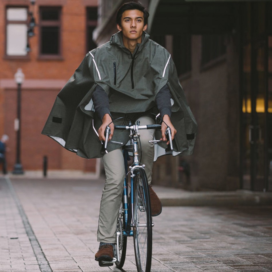 A Quick Look At Cleverhood Bike Rain Cape (@cleverhoods)