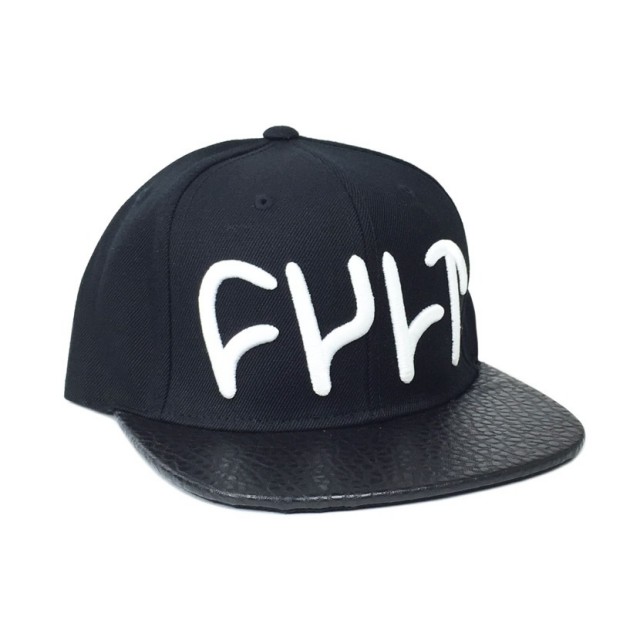 @CultCrew STARTER SNAPBACK Is Dope!