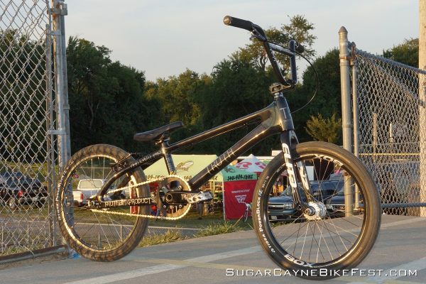 Video: 2017 Truth BMX Main Event Carbon Is Sick