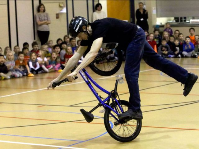 BMX Flat Pro Matt Wilhelm's Anti-Bullying School Program
