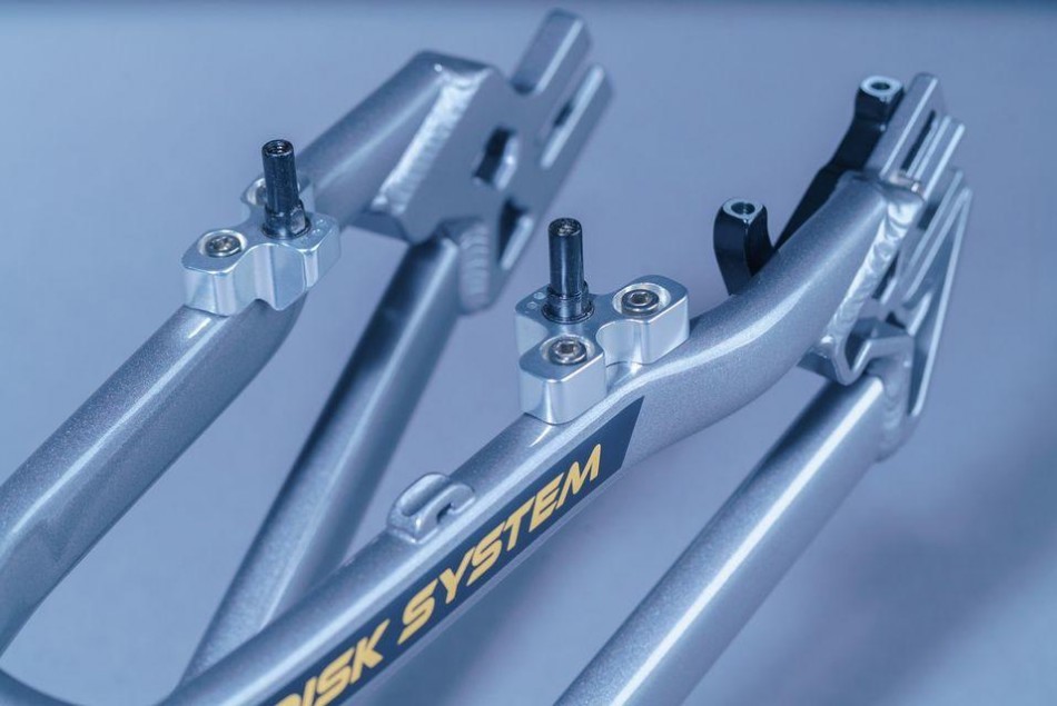 ICE – F-118 BMX Race Frame Is Super Fresh!
