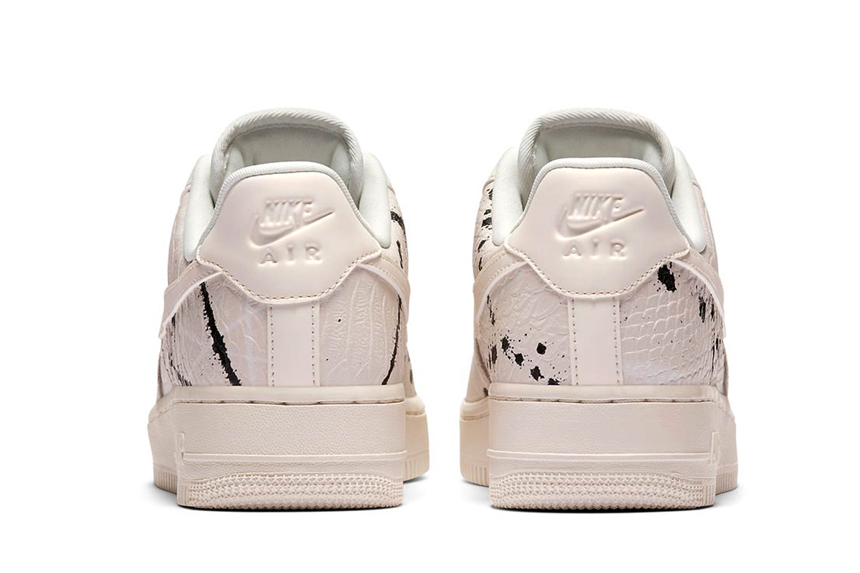 Nike's Air Force 1 Low - Phantom Snakeskin - Sneakers