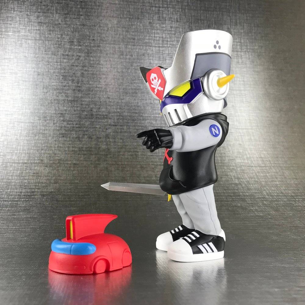 Quiccs x Devil Toys - TEQ63: ZETA OG Colorway Figure