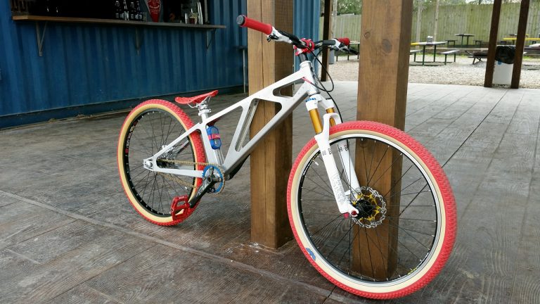 Bike Of The Day: Nico's Jayhawk Racing 26”