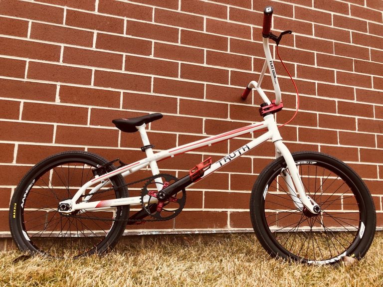 Legend Bike Co. Former Pro Limited Edition Complete