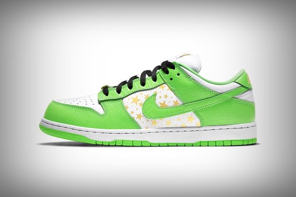 Supreme x Nike SB Dunk Low "Mean Green" Sneakers