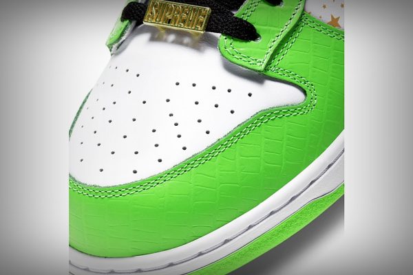 Supreme x Nike SB Dunk Low "Mean Green" Sneakers