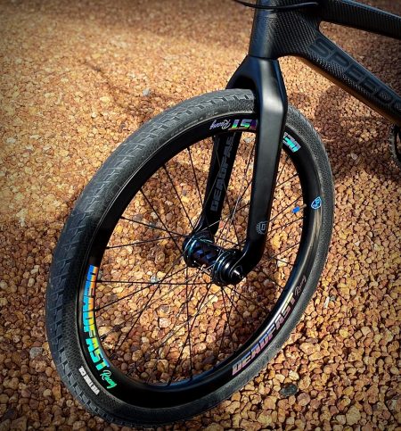 Bike Of The Day: Daniel's Speedco Velox Carbon Expert XL