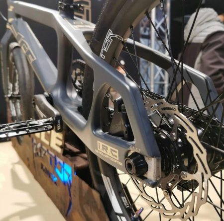 ICE BMX - RAPTOR - Racing Frame LOOKS Next LEVEL!!