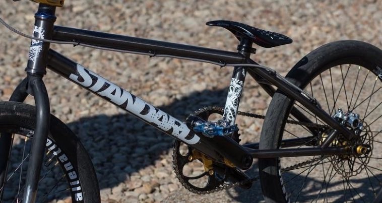 Parker's 2022 Standard 125R ProXL - Bike Of The Day