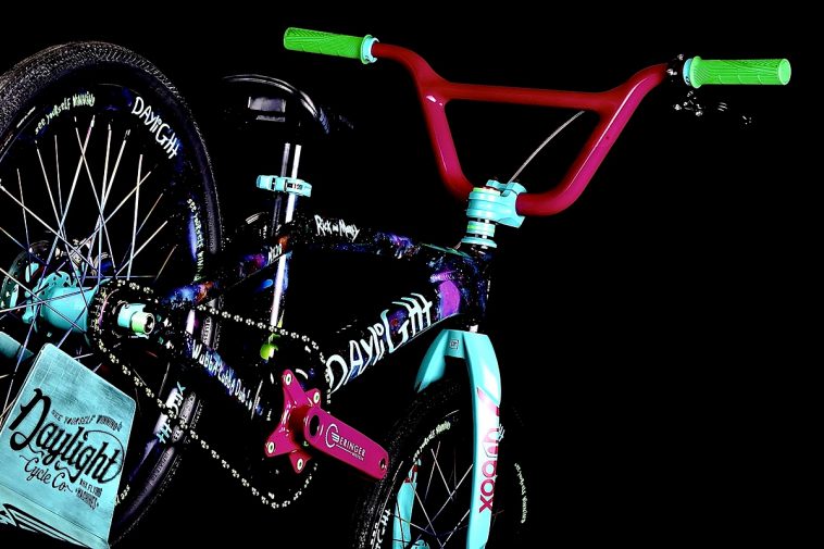 Custom "Rick x Morty" Themed Daylight Arc C-1 - Bike Of The Day