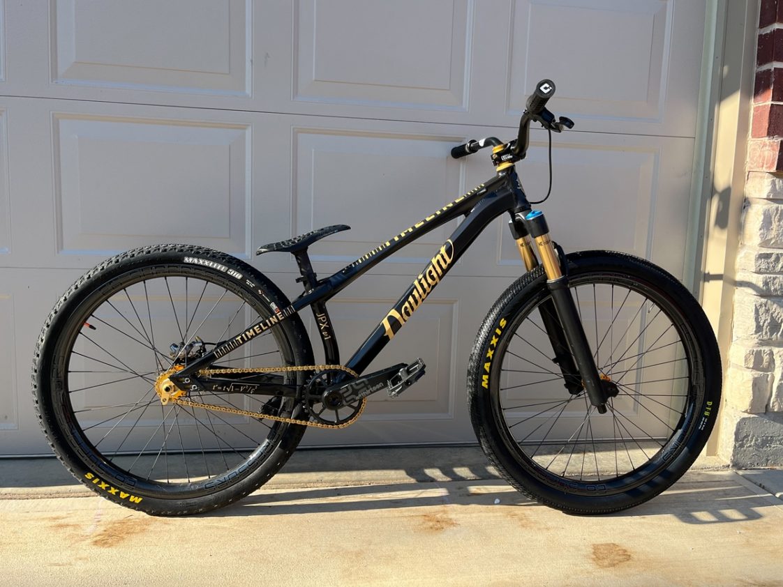 Bike Of The Day: Richard's Daylight Timeline JPX Dirt Jumper