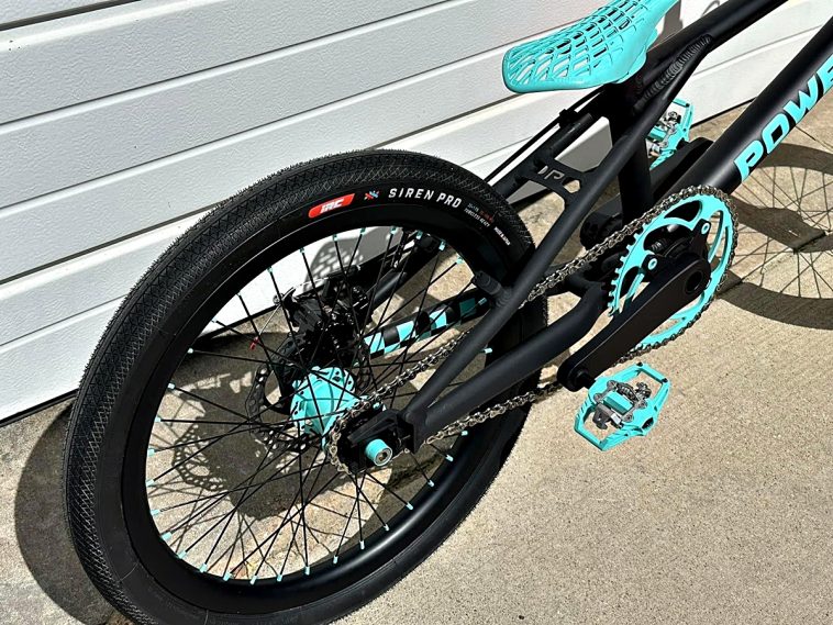 Bike Of The Day: Ross's 2023 Powerlite