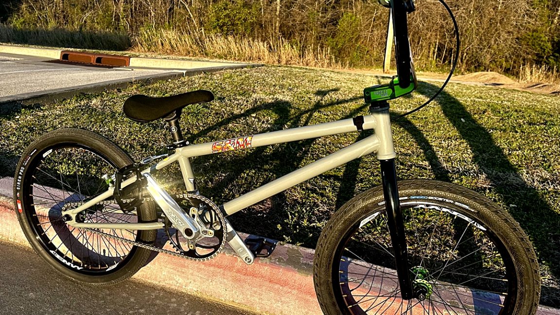 Bike Of The Day: Craig's Standard 125R BMX Cruiser