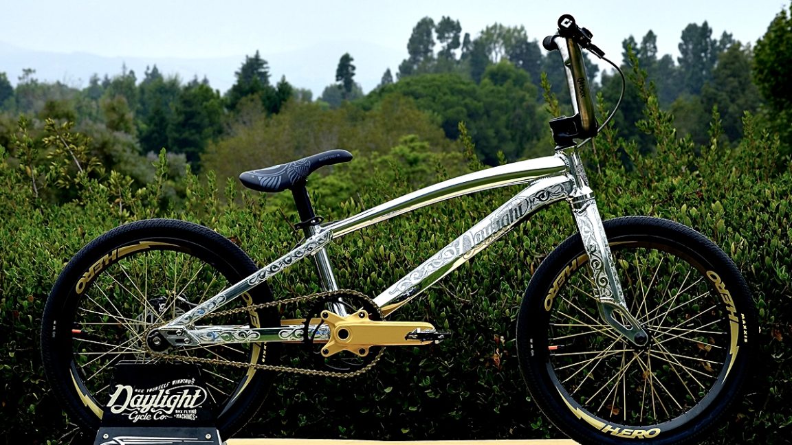 CW Racing Brought Back The Z Frame!