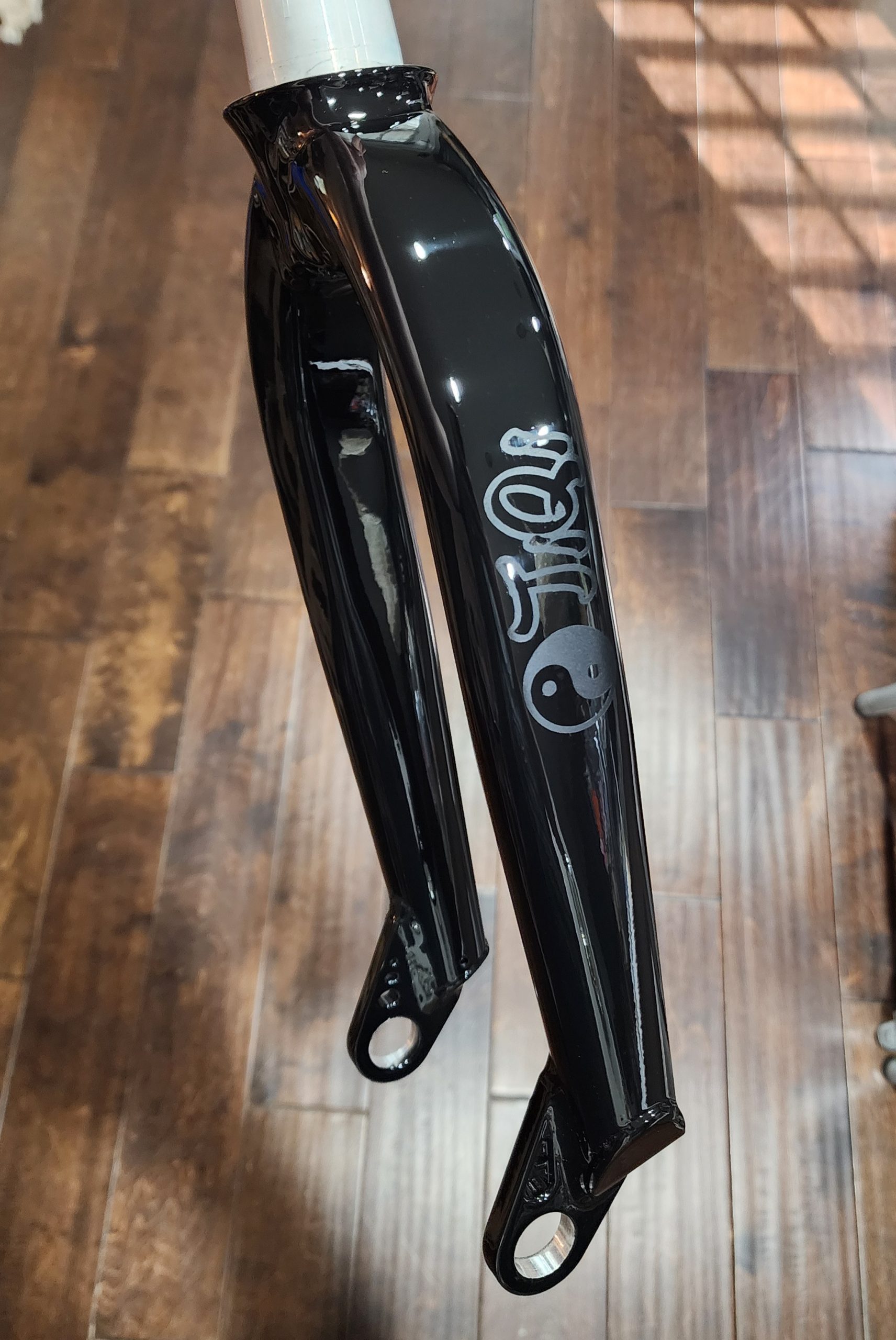 New BMX Race Forks Called TiQi By Backyard BMX