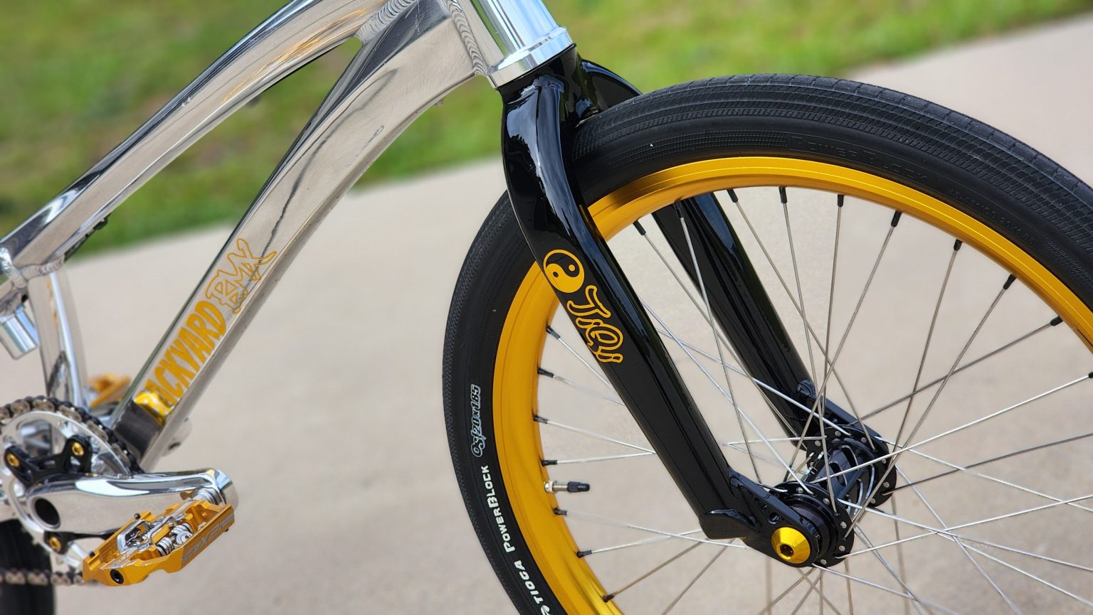New BMX Race Forks Called TiQi By Backyard BMX
